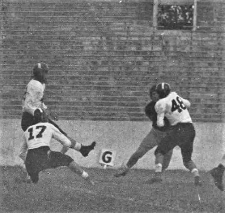 The University of Houston plays its first-ever football game » GoCoogs.com