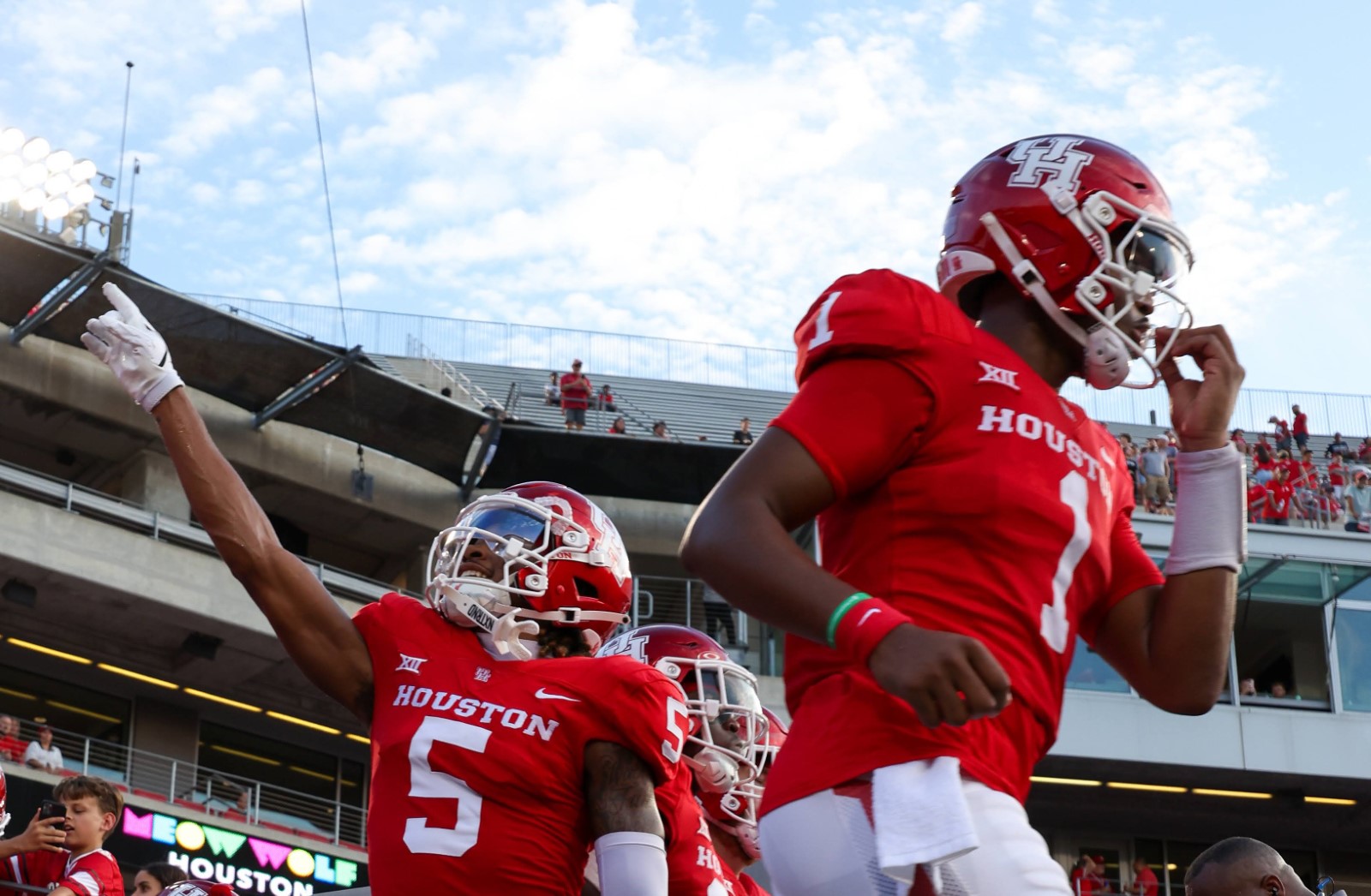 Johnson and Smith take the field » GoCoogs.com