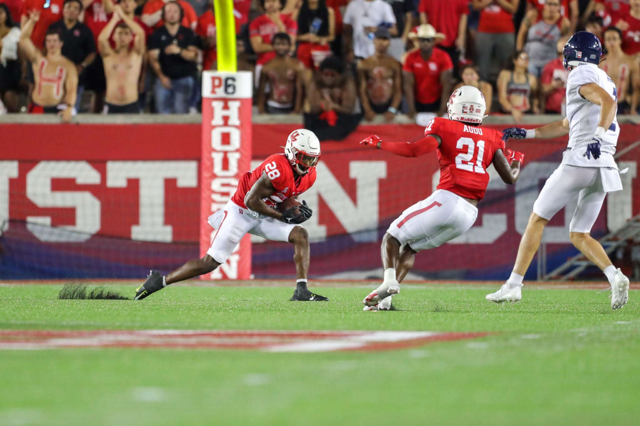 secures it... » GoCoogs.com